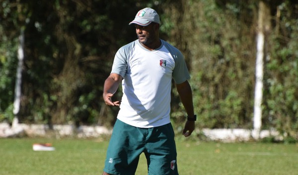 Daniel Franco enxerga com bons olhos a manutenção do elenco do União ...