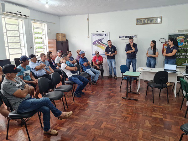 Rodeio Bonito monta escritório para atendimento da Secretaria da ...